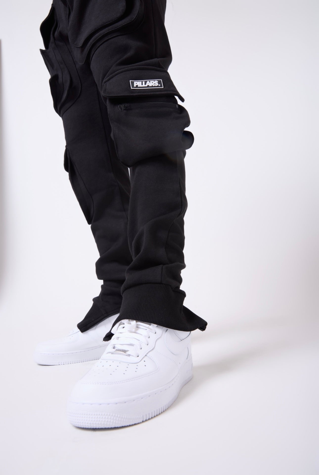 Pillars Club – PILLARS